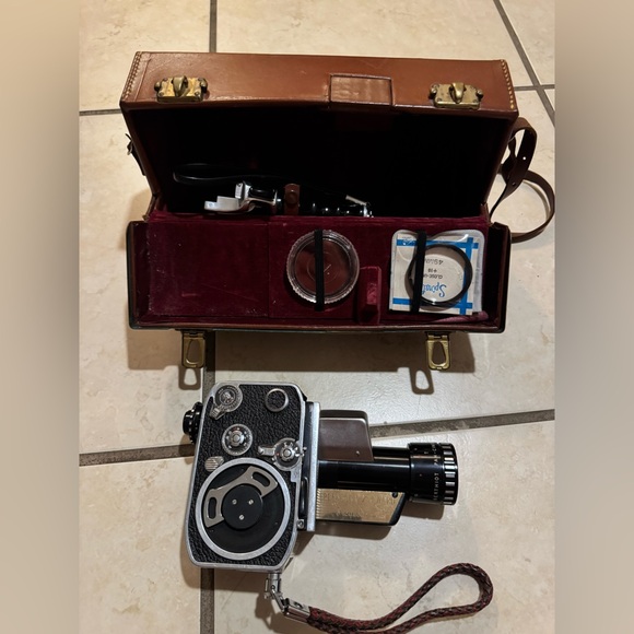 Bolex | Cameras, Photo & Video | Bolex P Zoom Reflex 8mm Analog Camera ...